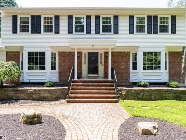 Hemlock Ln, Roxbury Township, Home For Sale