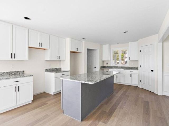 Hemlock St, Douglas, Home For Sale