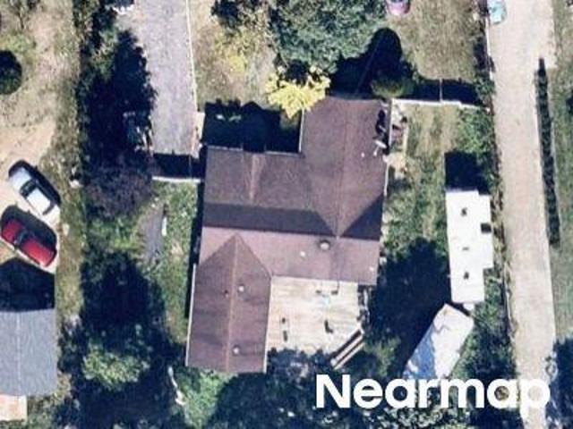 Hemlock St