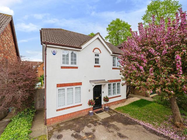 Hemmings Close, Sidcup DA14, 4 bed detached house to rent, £2,700 pcm | PrimeLocation