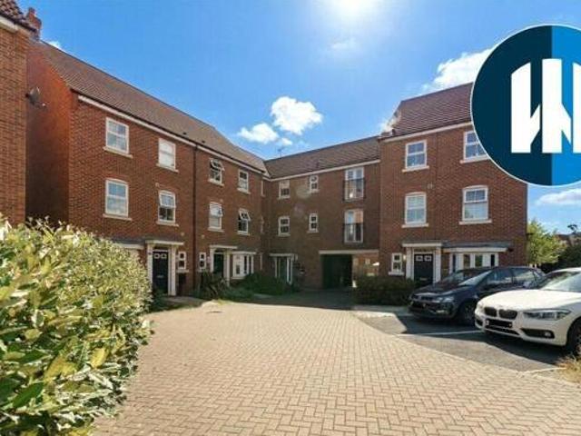 Hemsworth, Conisborough Way, Pontefract, 2 Bedroom Apartment