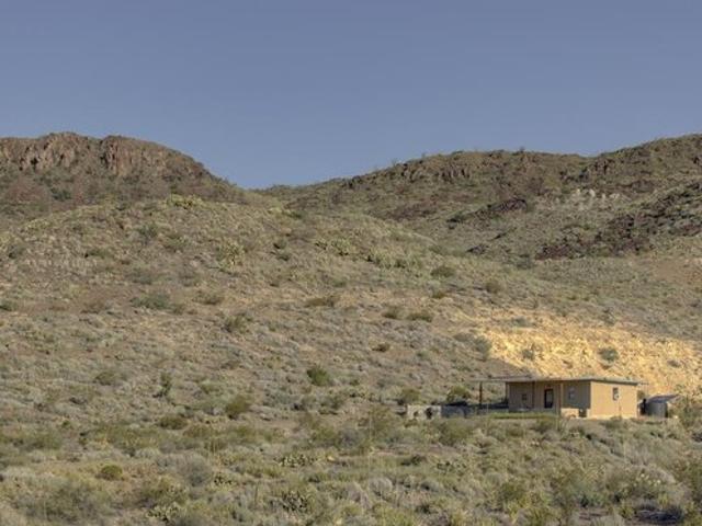 Hen Egg Rd, Terlingua, TX 79852