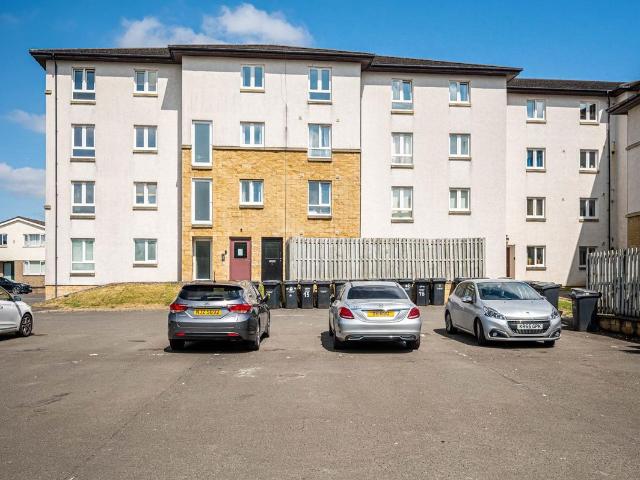 Henderson Court, Motherwell ML1, 2 bed flat to rent, £850 pcm | PrimeLocation