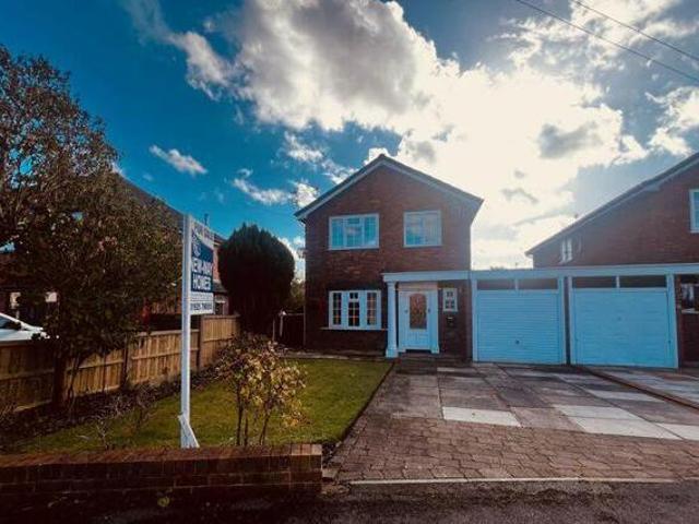 Henderson Close, Great Sankey, 4 Bedroom Detached