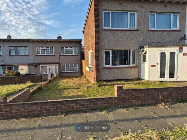 Henderson Drive, Dartford DA1, 3 bed semi detached house to rent, £1,900 pcm | PrimeLocation