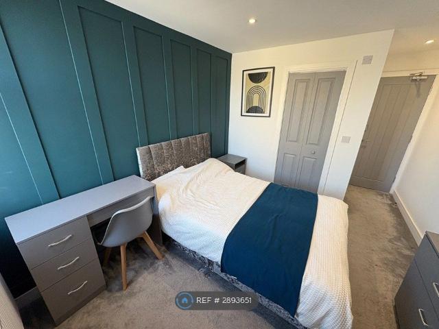 Henderson Road, Southsea PO4, Room to rent, £675 pcm | PrimeLocation