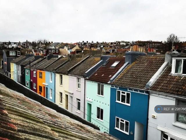 Hendon St, Brighton, BN2 4 bed terraced house to rent £2,490 pcm £575 pw