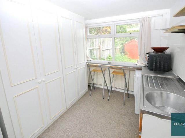 Hendon Way, NW2, Childs Hill