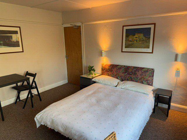 Hendon Way, Golders Green NW2, Room to rent, £737 pcm | PrimeLocation