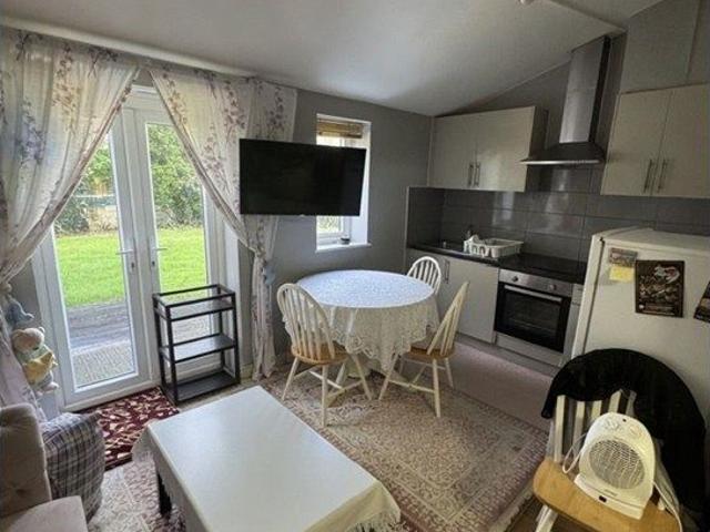 Hendon Way, London NW2, Studio to rent, £1,450 pcm | PrimeLocation