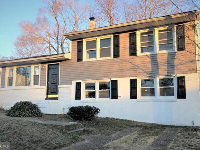 Hendrickson Ave, Edgewater Park, Home For Sale