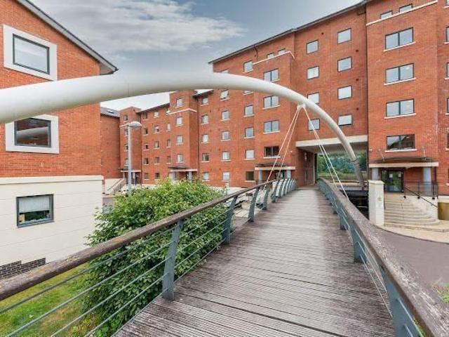 Henke Court, Cardiff CF10, 2 bed flat to rent, £1,400 pcm | PrimeLocation