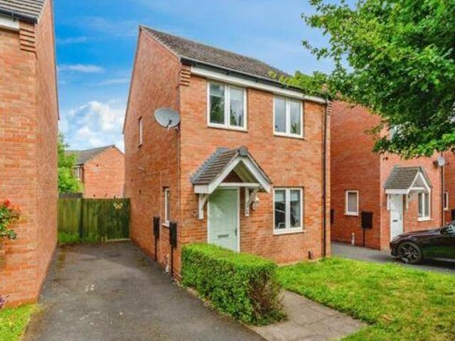 Henley Close, Walsall, 3 Bedroom Detached