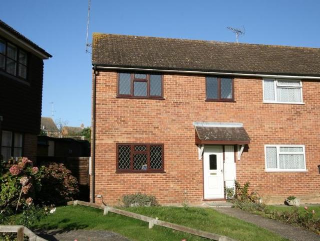 Henley Fields, St. Michaels, Tenterden TN30, 2 bed end terrace house to rent, £1,250 pcm | PrimeLocation