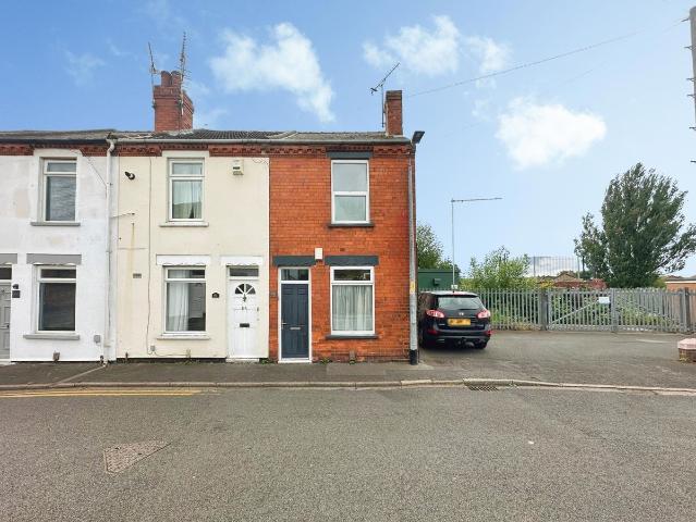 Henley Street, Lincoln LN5, 2 bed terraced house to rent, £900 pcm | PrimeLocation