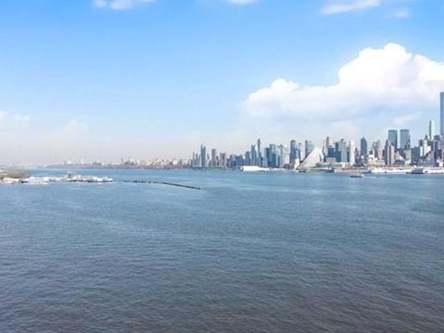 Henley Pl, Weehawken, Home For Sale
