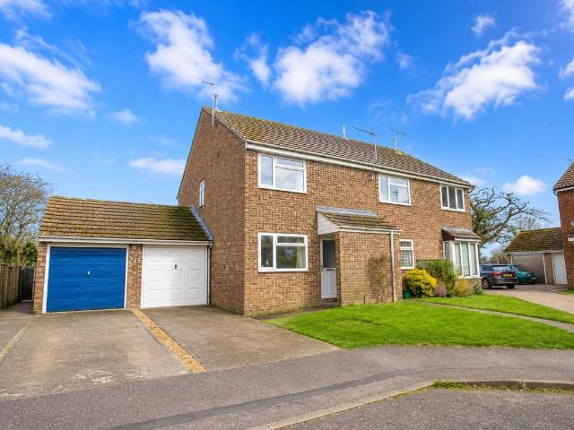 Henrietta Close, Wivenhoe CO7, 2 bed semi detached house to rent, £1,350 pcm | PrimeLocation