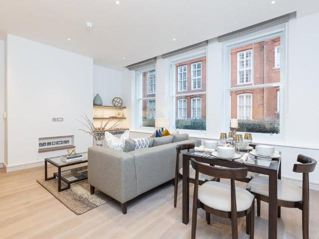 Henrietta Street, Covent Garden WC2 1 bed apartment to rent £4,225 pcm £975 pw