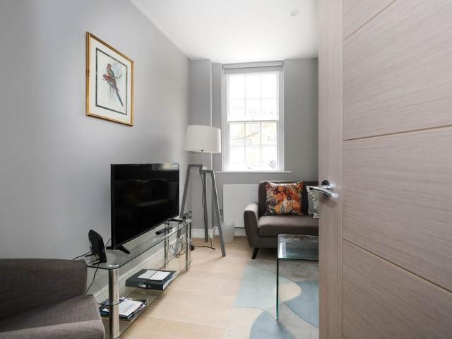 Henrietta Park Mews, Bath