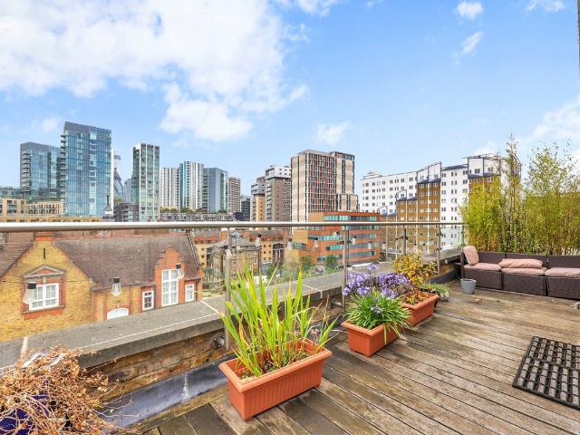 Henriques Street, London E1, 2 bed flat to rent, £3,750 pcm | PrimeLocation