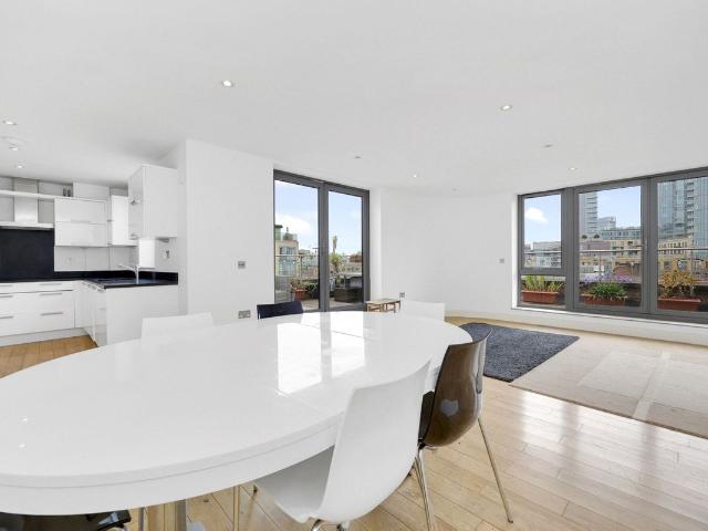 Henriques Street, London E1, 2 bed flat to rent, £3,750 pcm | PrimeLocation