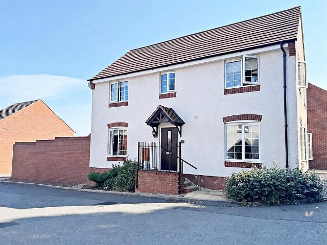 Henry Baxter Drive, Coventry 4 bed detached house to rent £1,950 pcm £450 pw