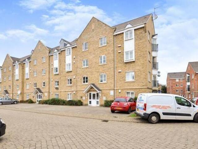 Henry Bird Way, Northampton, 2 Bedroom Flat