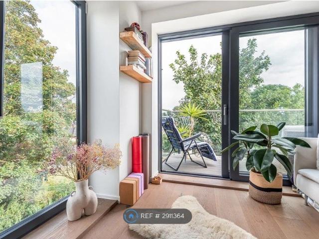 Henry Chester Building, London SW15, 1 bed flat to rent, £2,500 pcm | PrimeLocation
