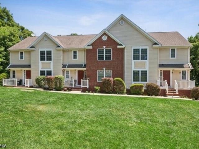 Henry Ct, Mount Arlington, Condo For Sale