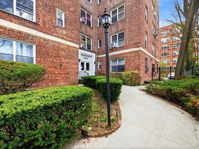 Henry Hudson Pkwy Apt B, Bronx, Condo For Sale