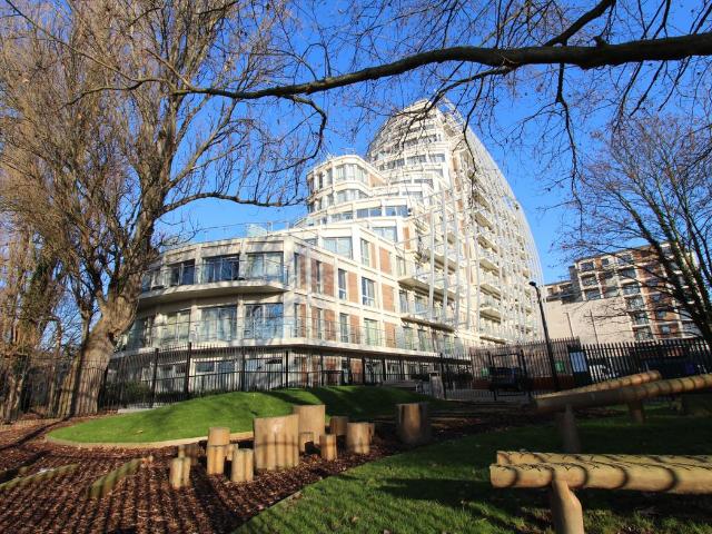 Henry Macaulay Avenue, Kingston Upon Thames KT2, 1 bed flat to rent, £1,850 pcm | PrimeLocation