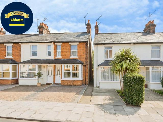 Henry Road, Chelmsford, CM1 3 bed house to rent £1,850 pcm £427 pw