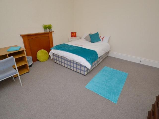 Henry Road, West Bridgford NG2 7 bed detached house to rent £3,306 pcm £763 pw