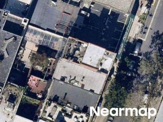 Henry St Apt 3j