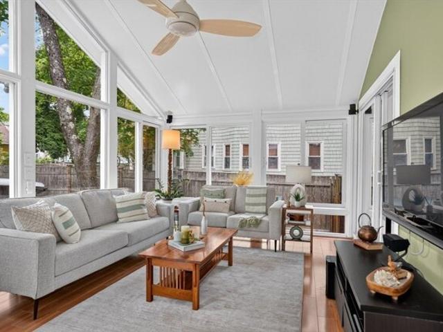 Henry St, Belmont, Home For Sale