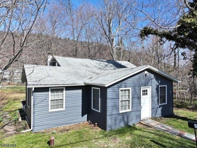 Henry St, Frankford Township, Home For Sale