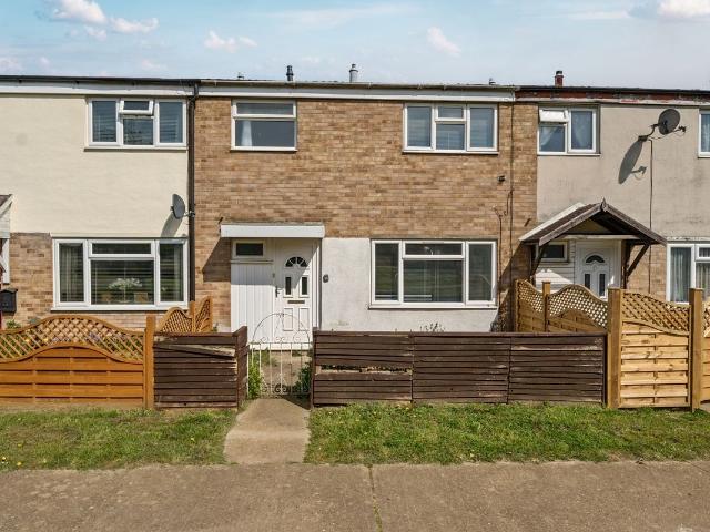 Henry Street, Chatham ME4, 4 bed terraced house to rent, £1,700 pcm | PrimeLocation