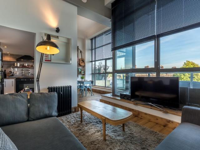 Henry Street, Manchester M4, 2 bed flat to rent, £1,700 pcm | PrimeLocation