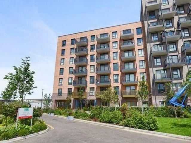 Henry Strong Road, Taro Apartments, Harrow, 1 Bedroom Apartment