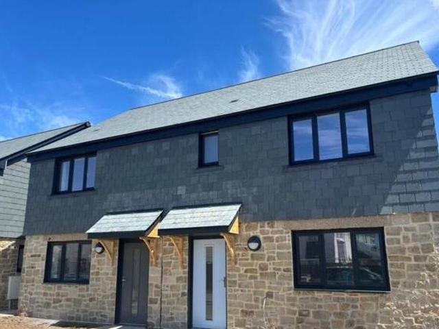 Henrys Croft, The Lizard, 3 Bedroom Semi detached