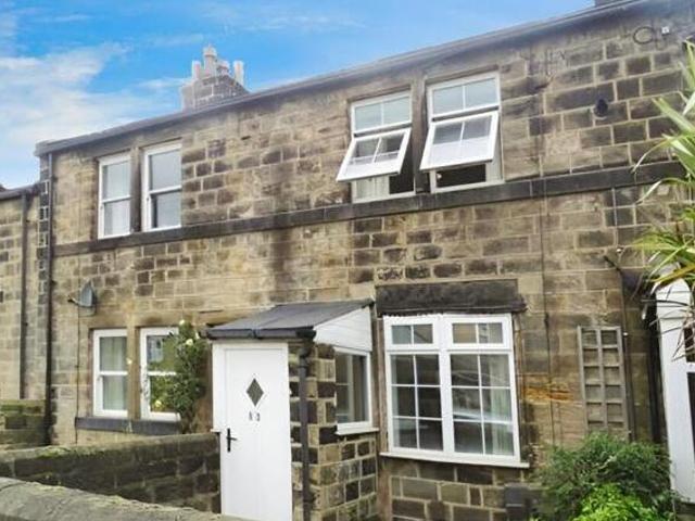 Henshaw Lane, Yeadon, 2 Bedroom Terraced
