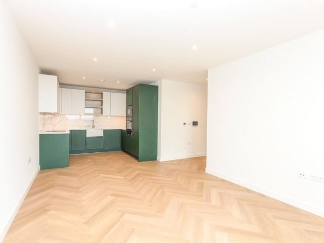 Henshaw Parade, The Hyde, London NW9, 2 bed flat to rent, £2,300 pcm | PrimeLocation