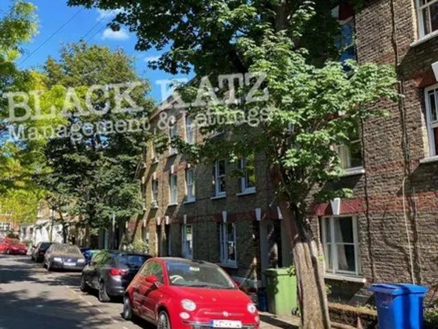 Henshaw Street, London, SE17 1PE, United Kingdom | 3 bed townhouse for rent #4379284 | Rentberry