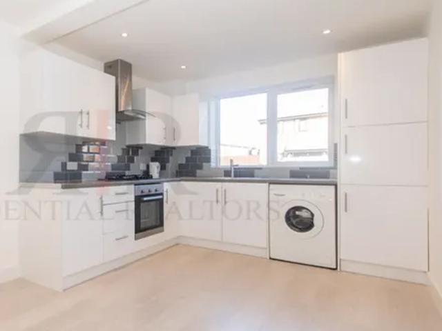 Henshaw Street, London, SE17 1PE, United Kingdom | 4 bed house for rent #154600905 | Rentberry