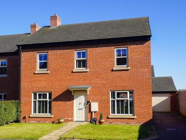 Henson Close, Whetstone, 4 Bedroom Detached