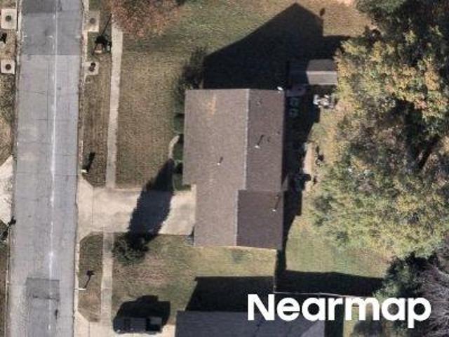 Henson Pl