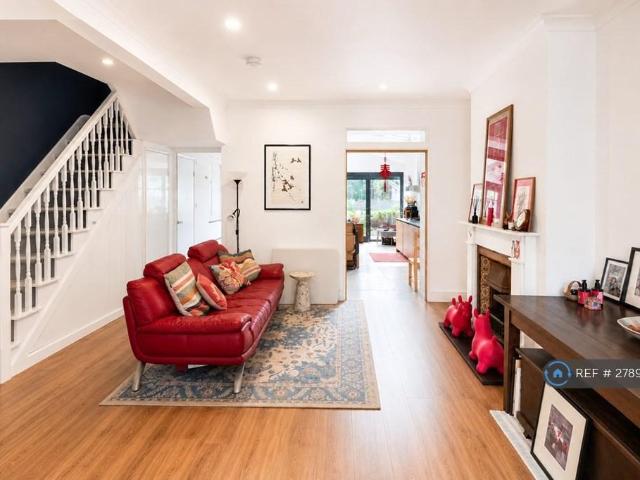 Henslowe Road, London, SE22 5 bed terraced house to rent £5,000 pcm £1,154 pw