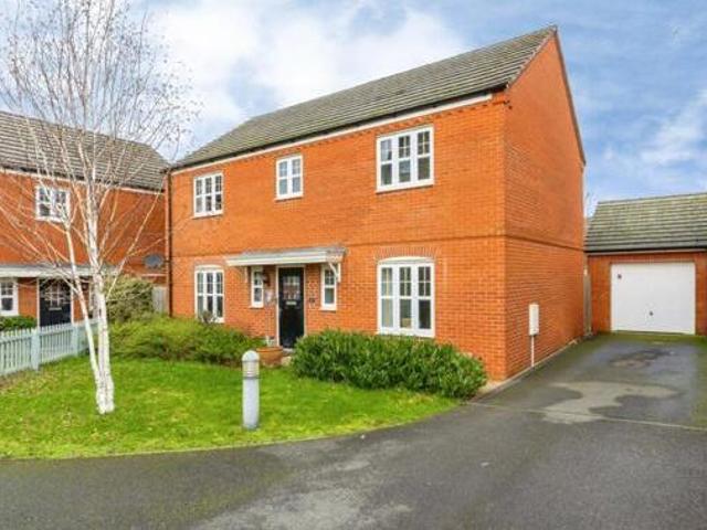 Hensman Close, Rushden, 4 Bedroom Detached