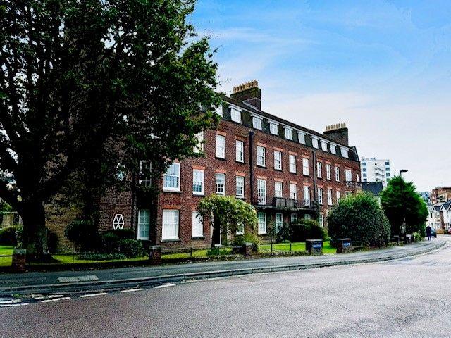 Henstead Court, Southampton SO15, 2 bed flat to rent, £1,200 pcm | PrimeLocation