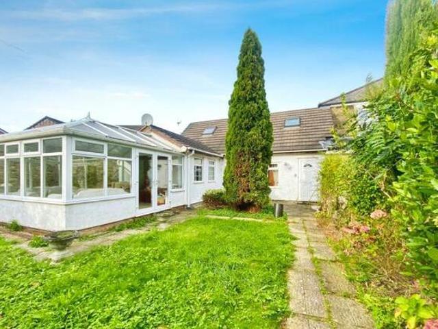 Heol Maelor, Coedpoeth, 2 Bedroom Semi detached